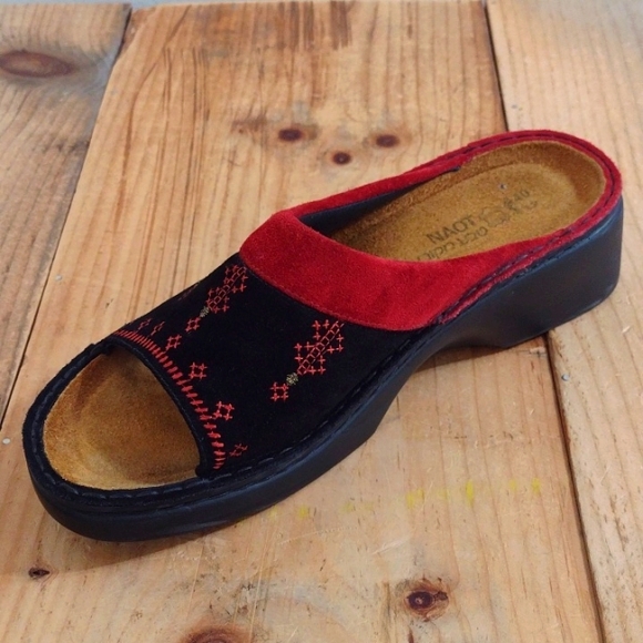 Naot | Shoes | Naot Vintage Black Red Open Toe Platform Slide On ...